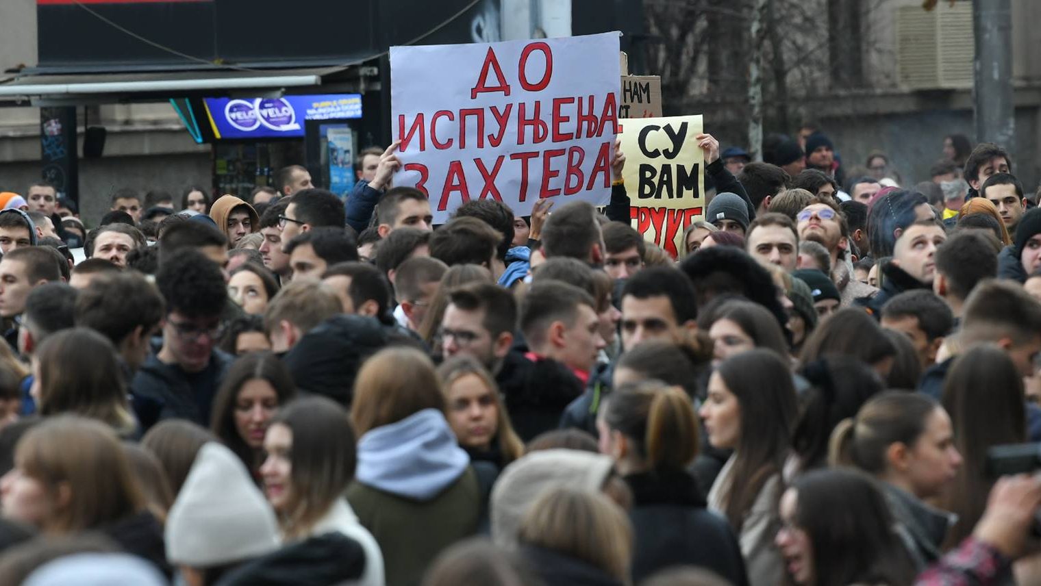 Studenti pozvali na protest ispred RTS-a sutra u 19 časova - Društvo ...