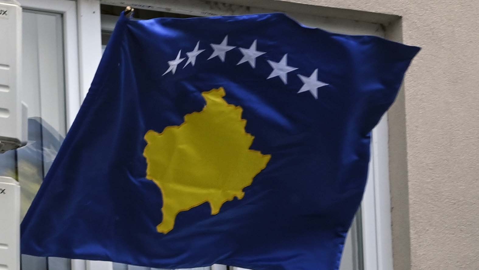 Srpske lične karte za gradove na Kosovu uskoro nevažeće na prelazima - Naslovi.net