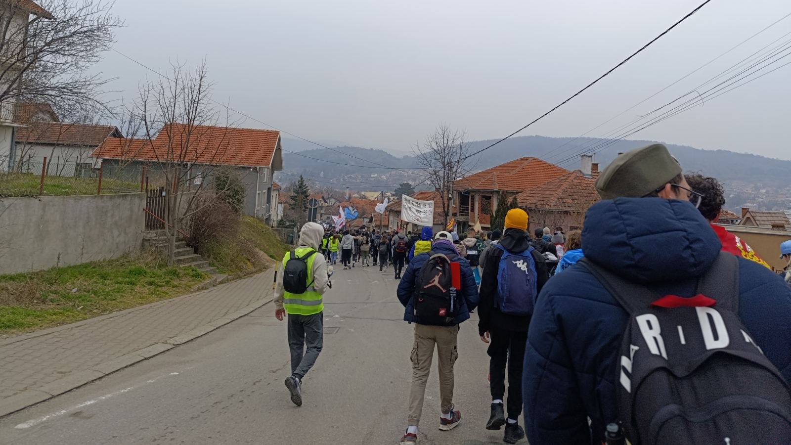 Kruševački studenti nastavili put ka Nišu (FOTO; VIDEO) - Društvo - Dnevni list Danas