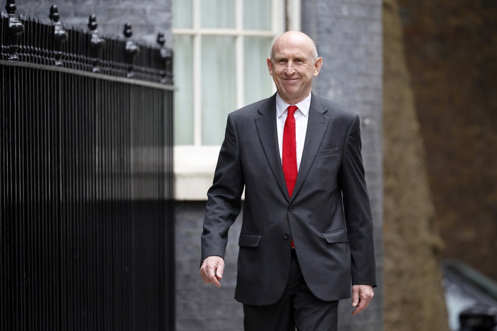 Britanski ministar odbrane: "Amerikanci su u pravu" - Svet - Dnevni ...