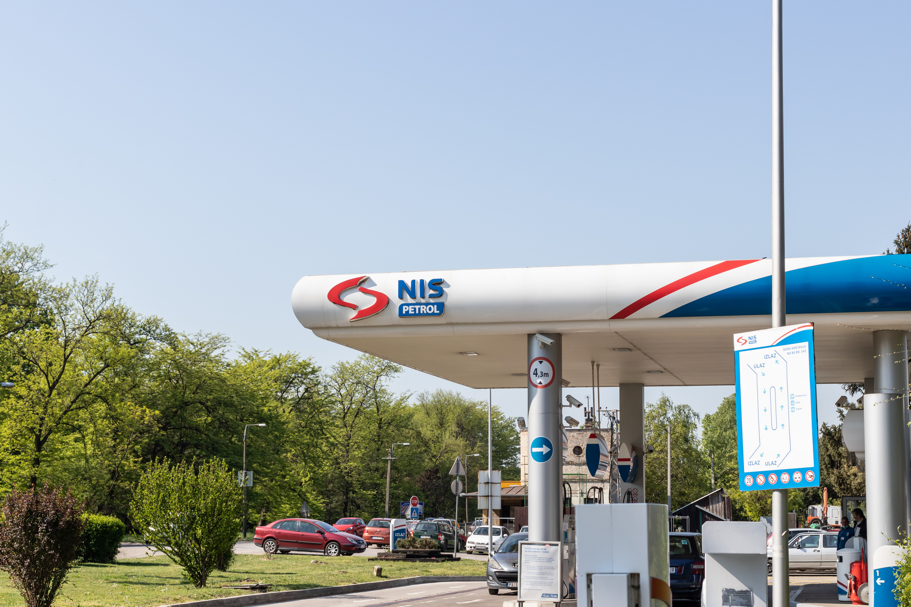 RTS: Amerikanci pomerili sankcije NIS-u za još osam dana - Ekonomija ...