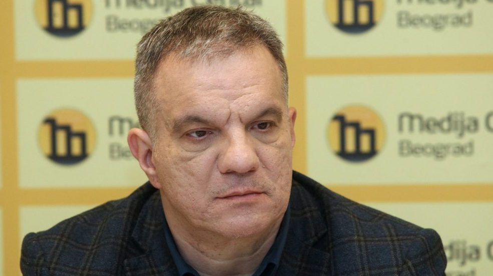 Ministar prosvete o dešavanjima ispred novosadskog DIF-a: Cilj ovog napada je pokušaj dodatnog ...