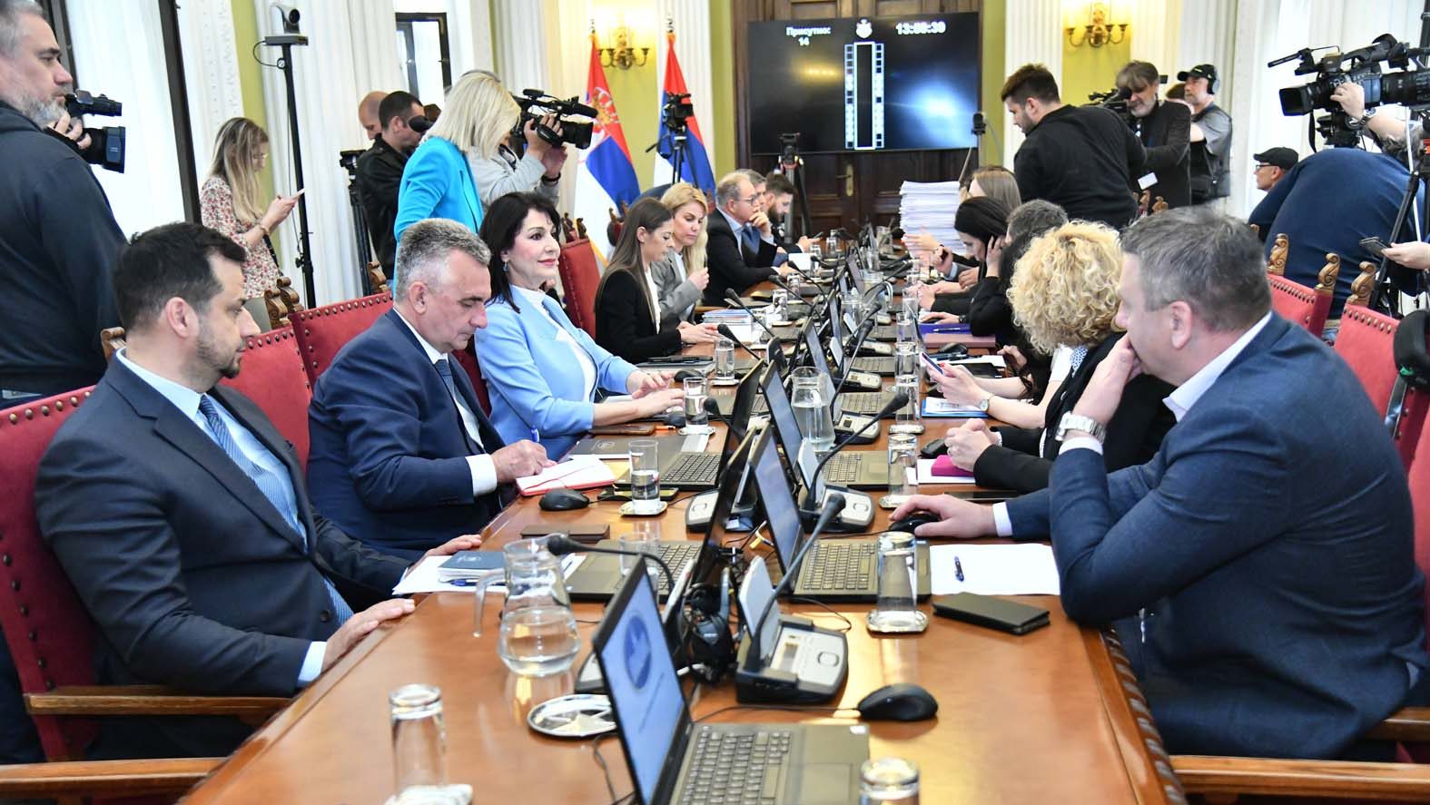 Prekinuta sednica Odbora za kulturu i informisanje - Naslovi.net