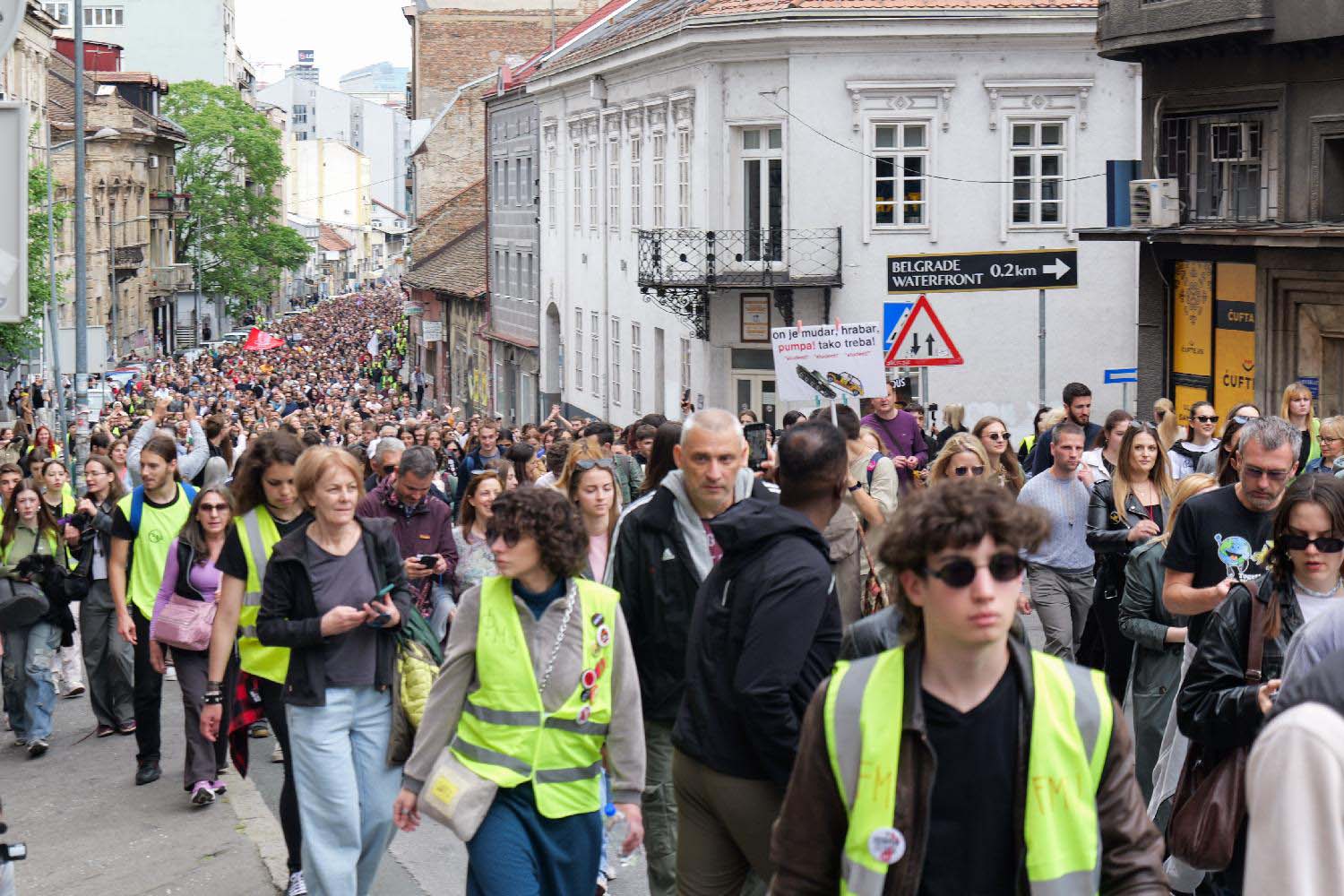 Studenti u blokadi pozvali na hitan skup ispred Trećeg tužilaštva u Beogradu - Društvo - Dnevni ...