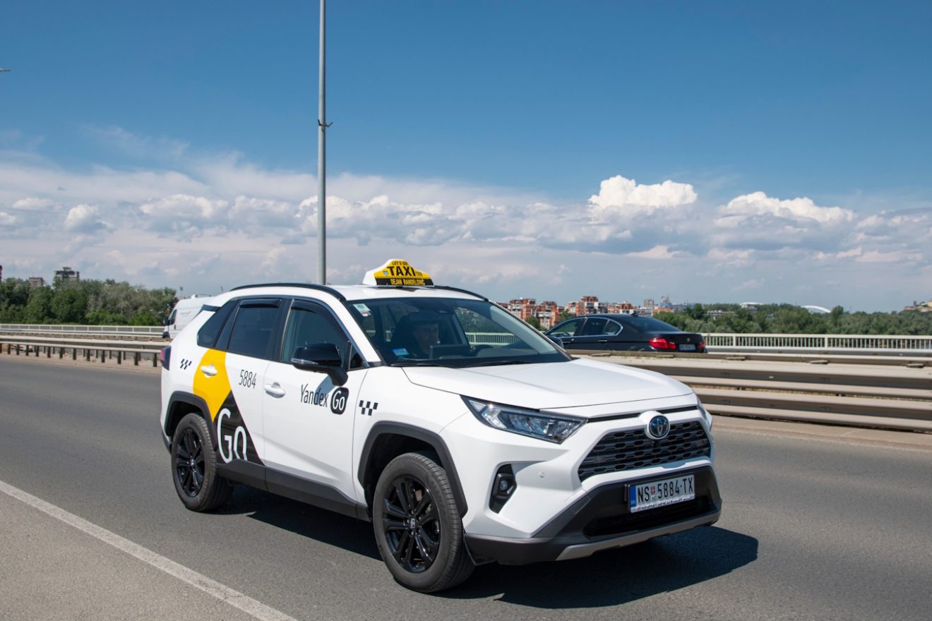 Yandex Go osobama sa invaliditetom vožnju čini lakšom i komfornijom ...