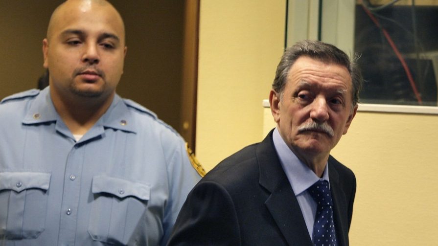 Ratni zločinac Milošević opet traži od suda u Hagu da ga oslobode ...