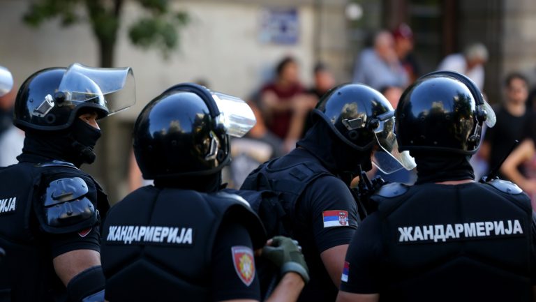 Studenti Filozofskog u blokadi: Priveden profesor sa odeljenja klasičnih nauka na Savskom vencu ...