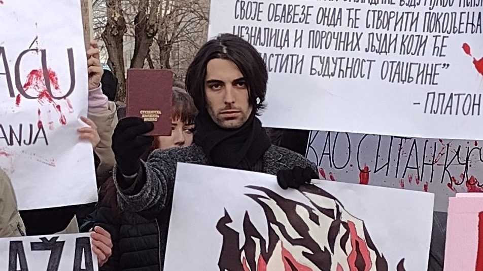 Studentu Luki Stevanoviću određen kućni pritvor, kolege i građani mu ...