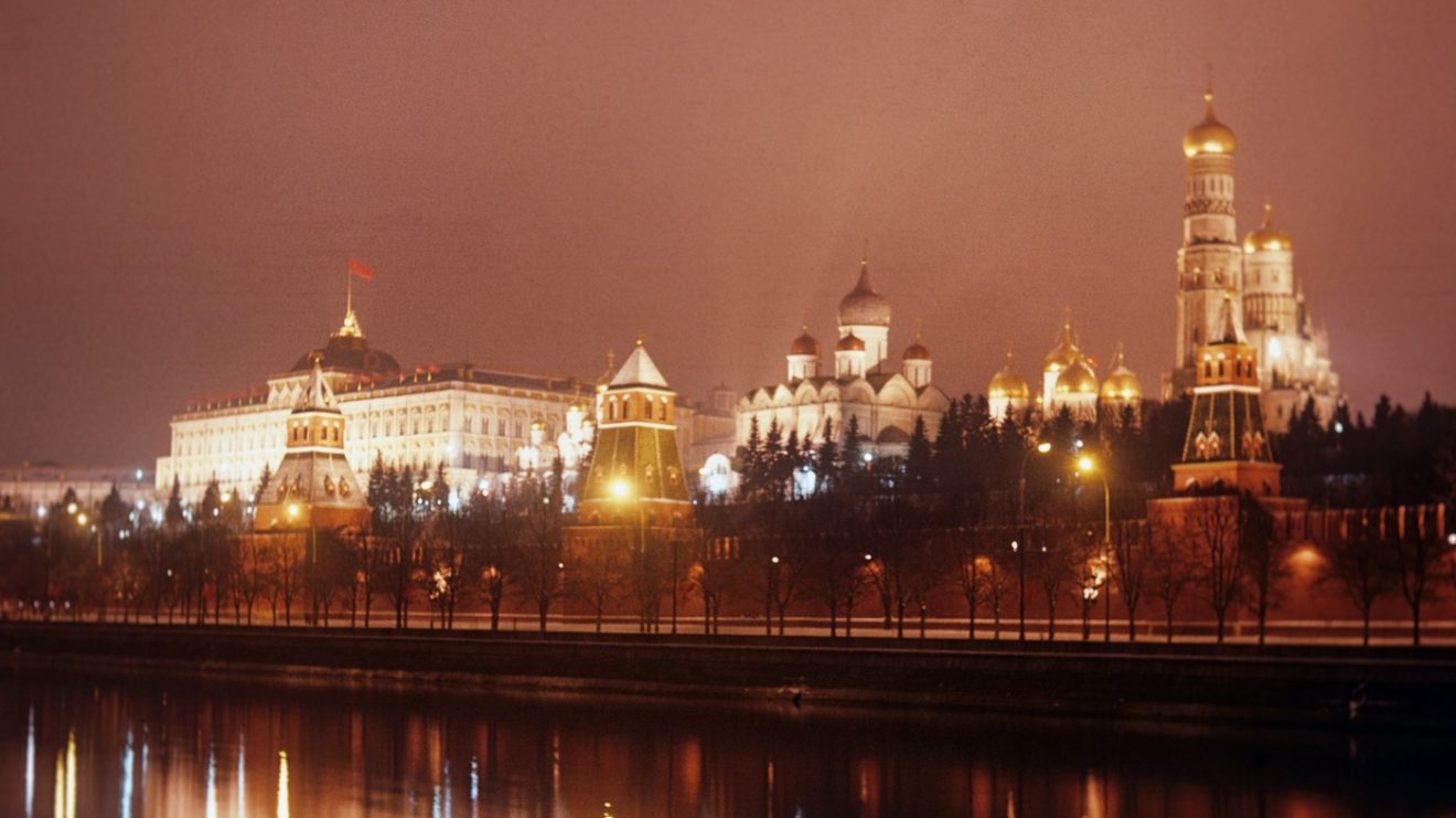 Moskva napadnuta dronovima: Eksplozije zabeležene u brojnim četvrtima ...