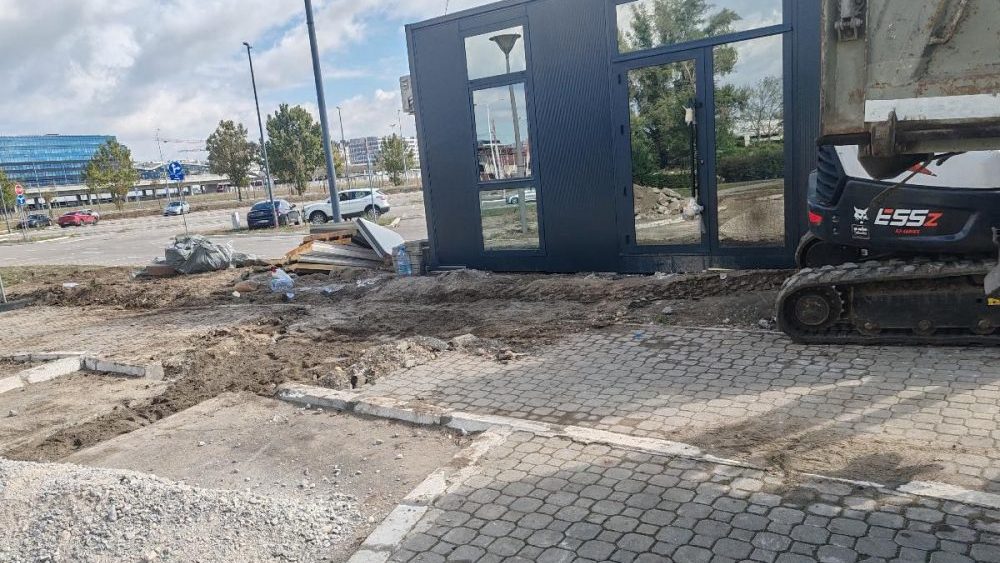 Beograd Ostaje pita: "Koja je svrha komunalnih ćaci stanica širom grada ...