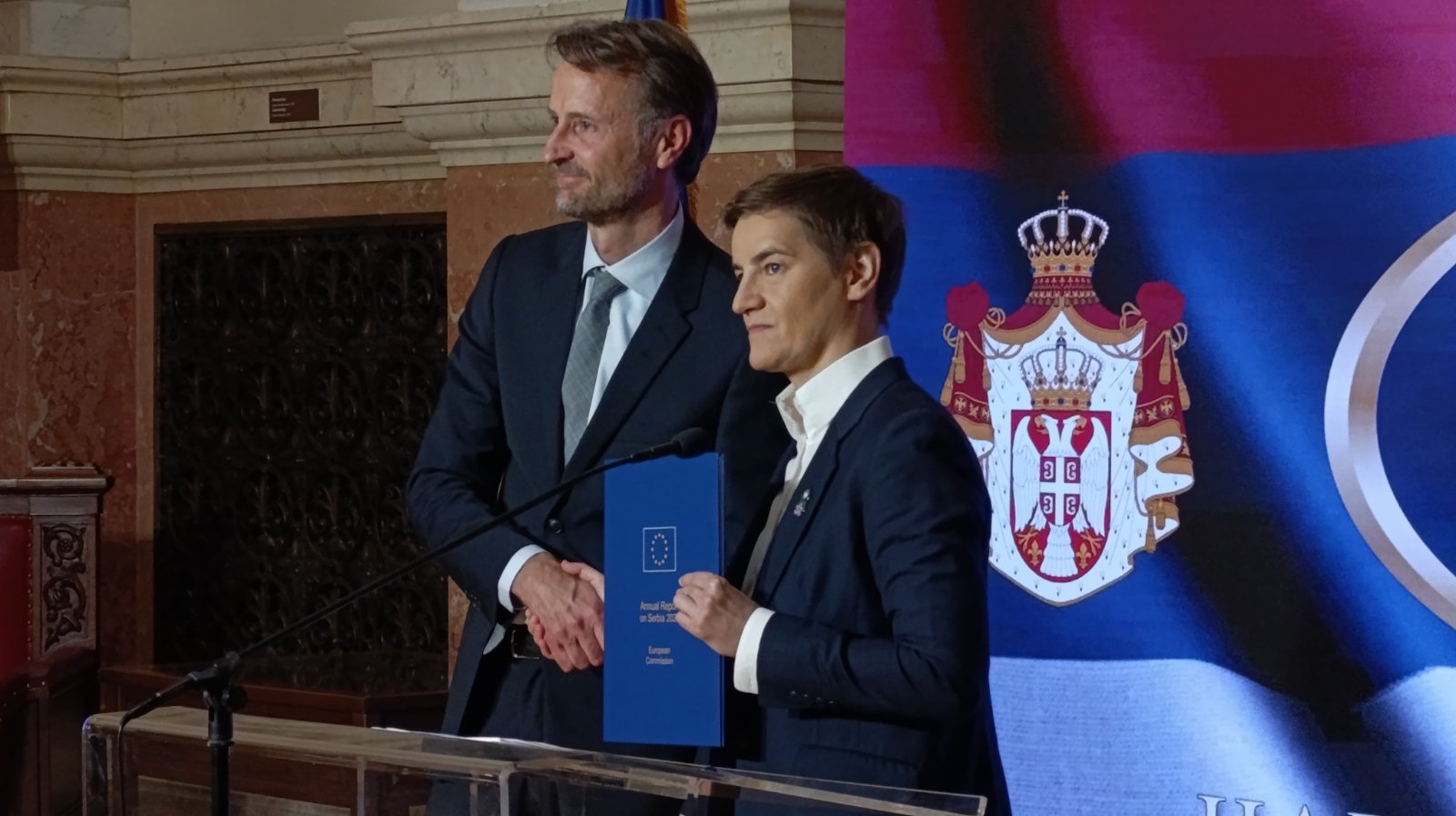 Ambasador EU je u zgradu Skupštine ušao na sporedni ulaz: Jači simbol ...