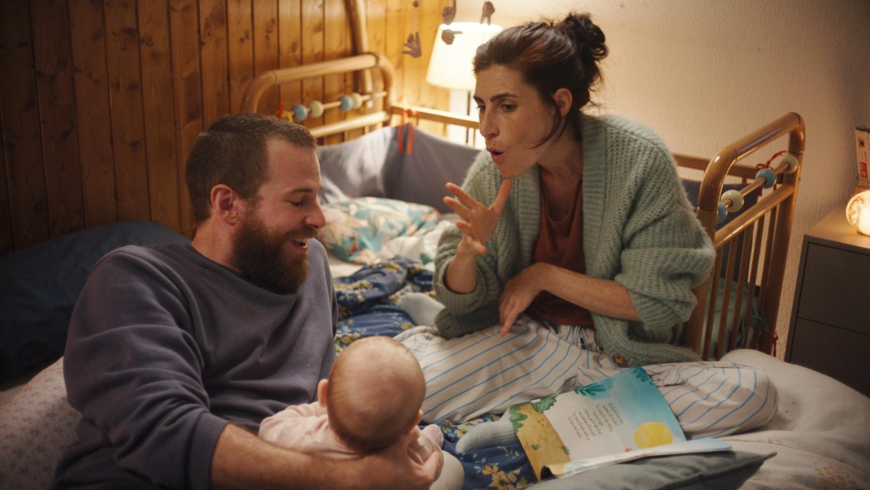 „Tišina u meni": Film koji zaranja u odnos između sveta gluvih i onih ...