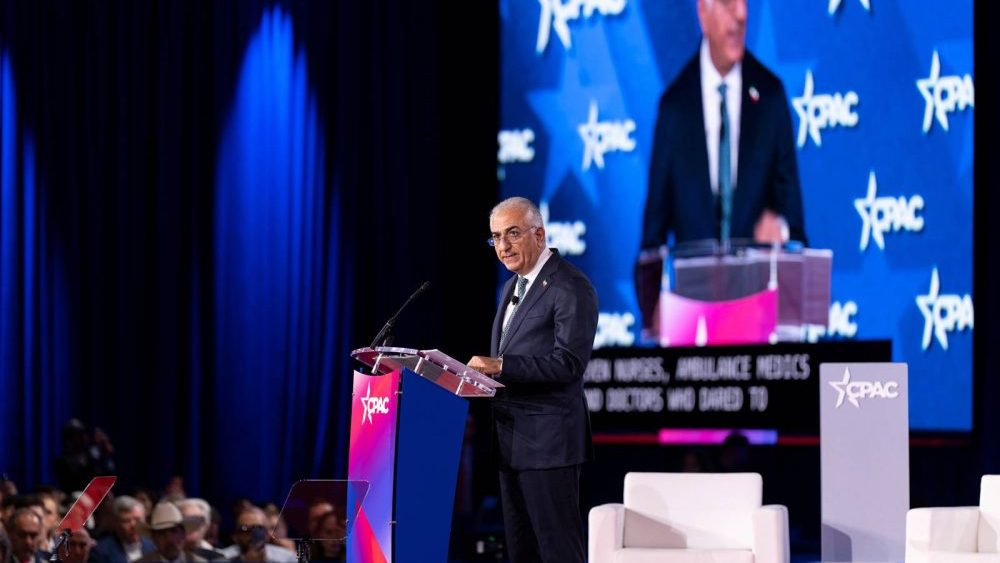 "Nameravam da ponovo učinim Iran velikim": Reza Pahlavi pozdravljen ...